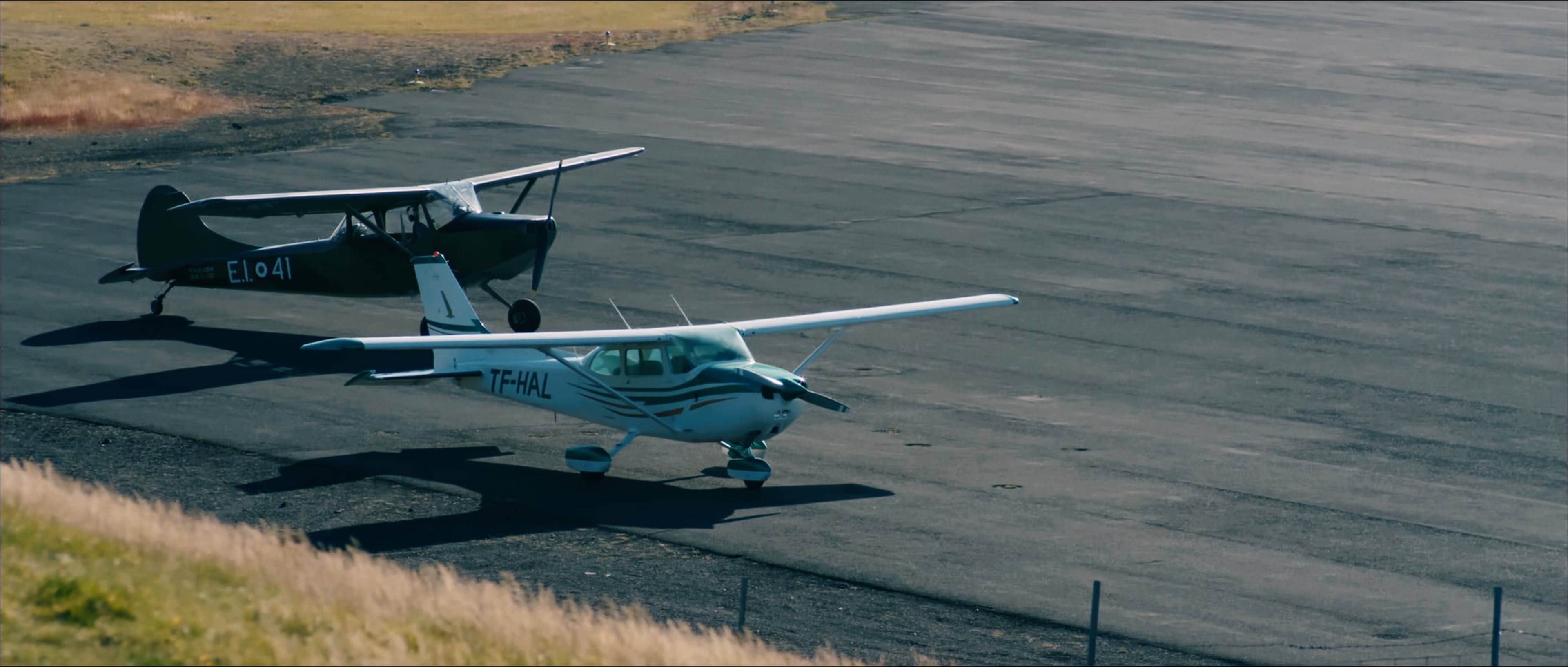 Plane Videos, Download The BEST Free 4k Stock Video Footage & Plane HD ...