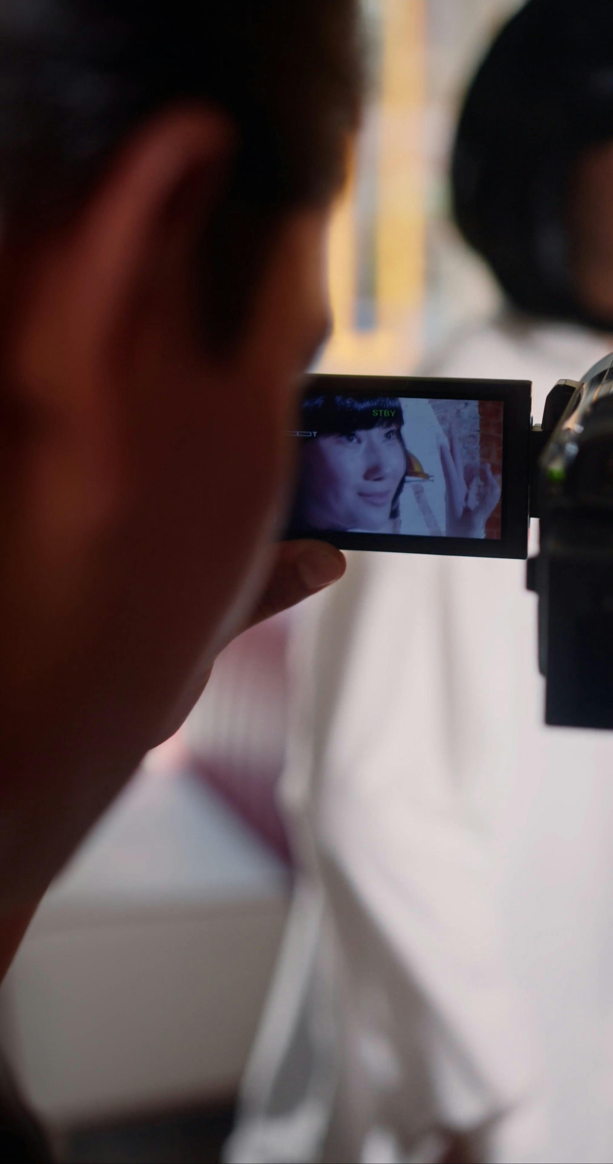 Interview Frame Videos, Download The BEST Free 4k Stock Video Footage ...