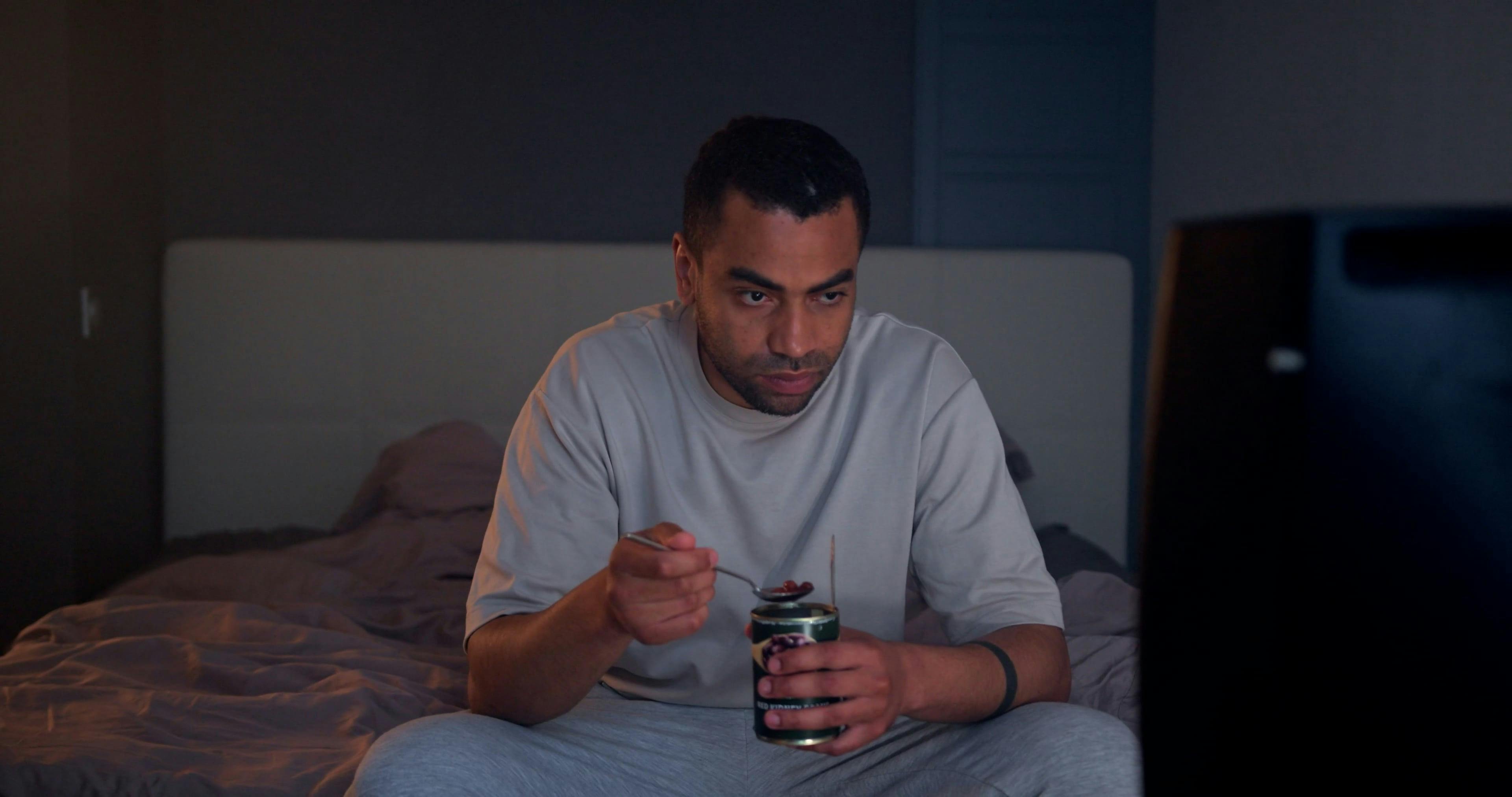 Watching Tv Bored Videos, Download The BEST Free 4k Stock Video Footage ...