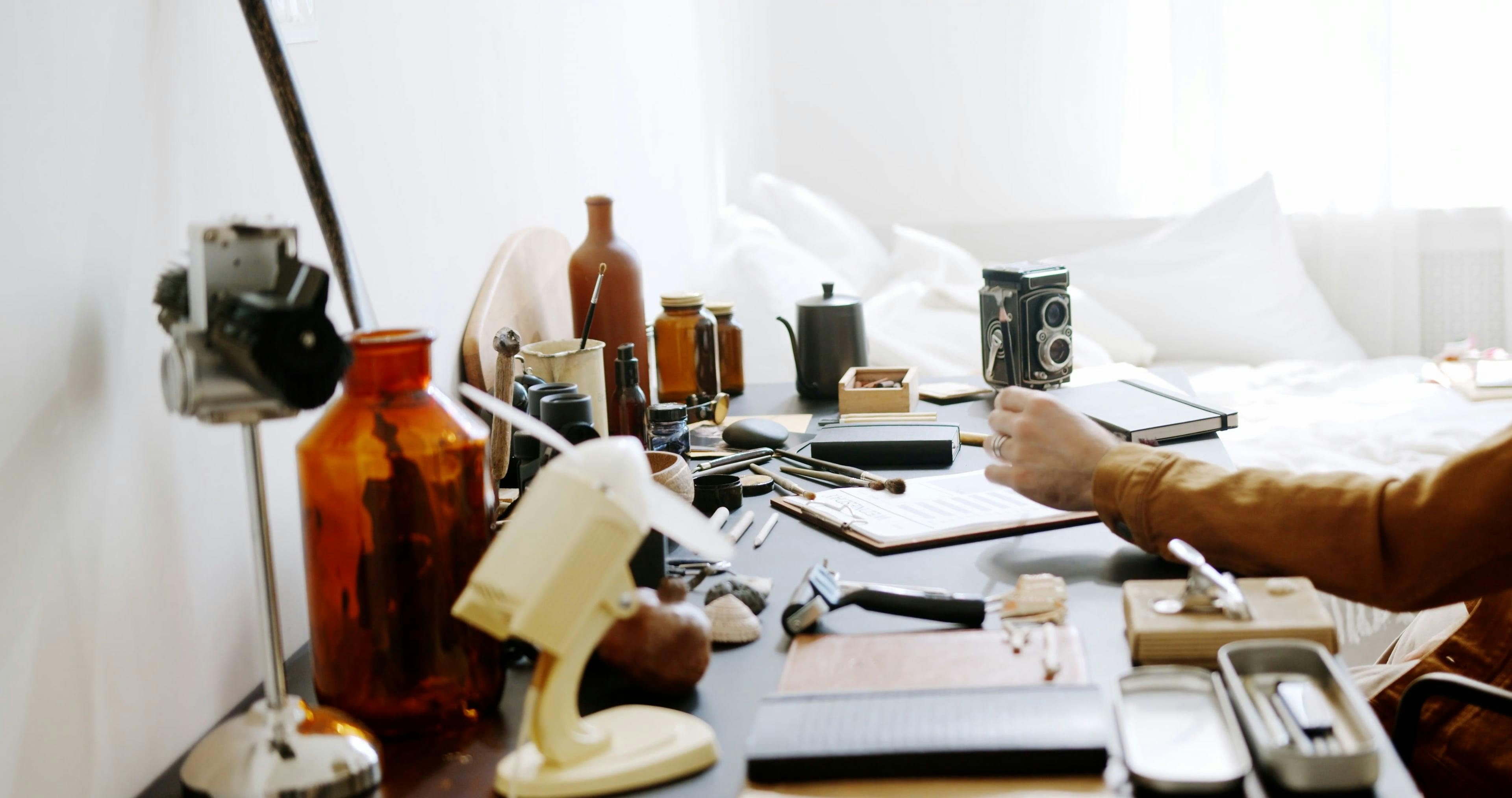 Fix Things Videos, Download The BEST Free 4k Stock Video Footage & Fix ...