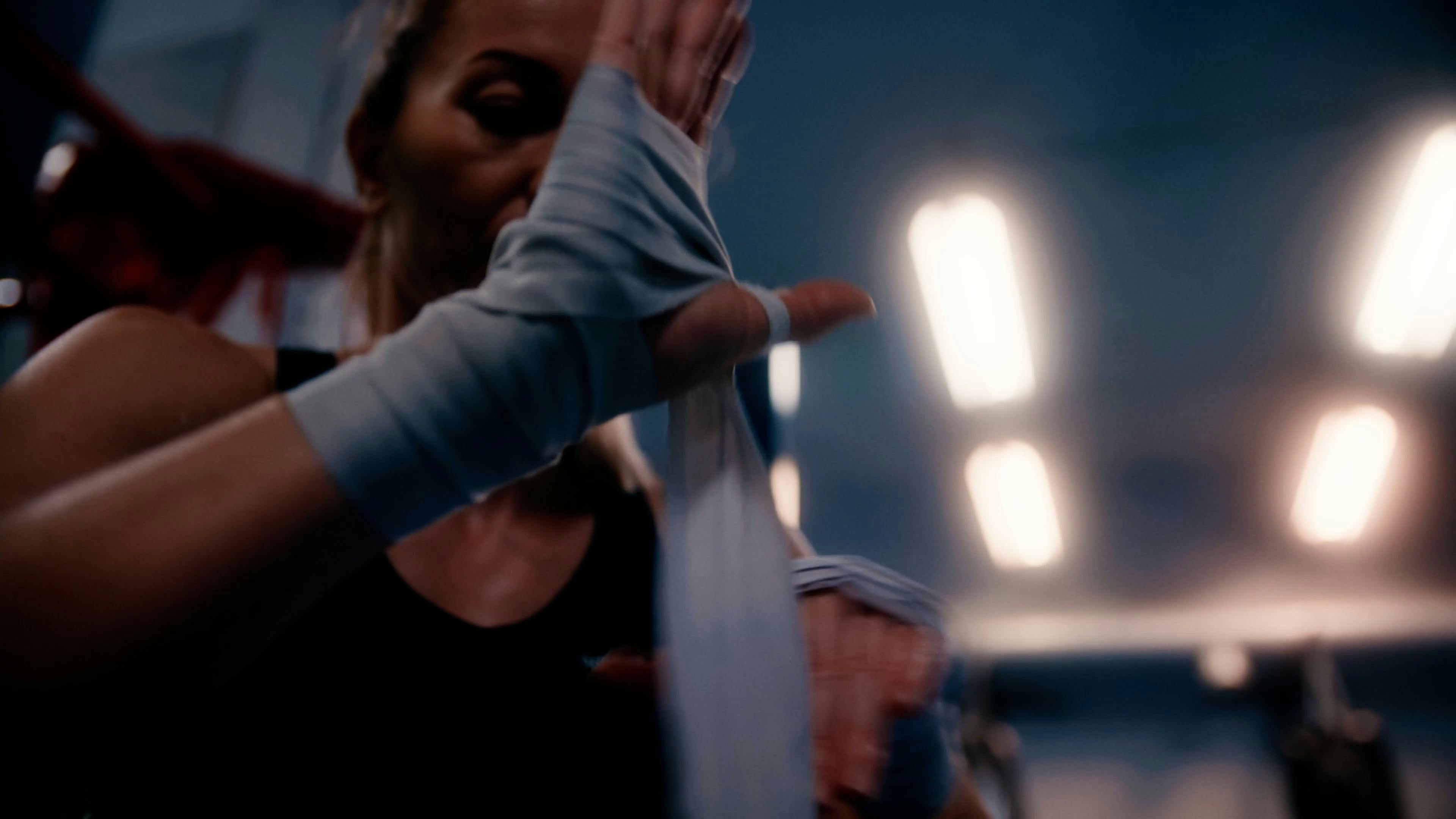 Vídeos de stock gratuitos sobre acción, actuación, adentro, agresivo ...