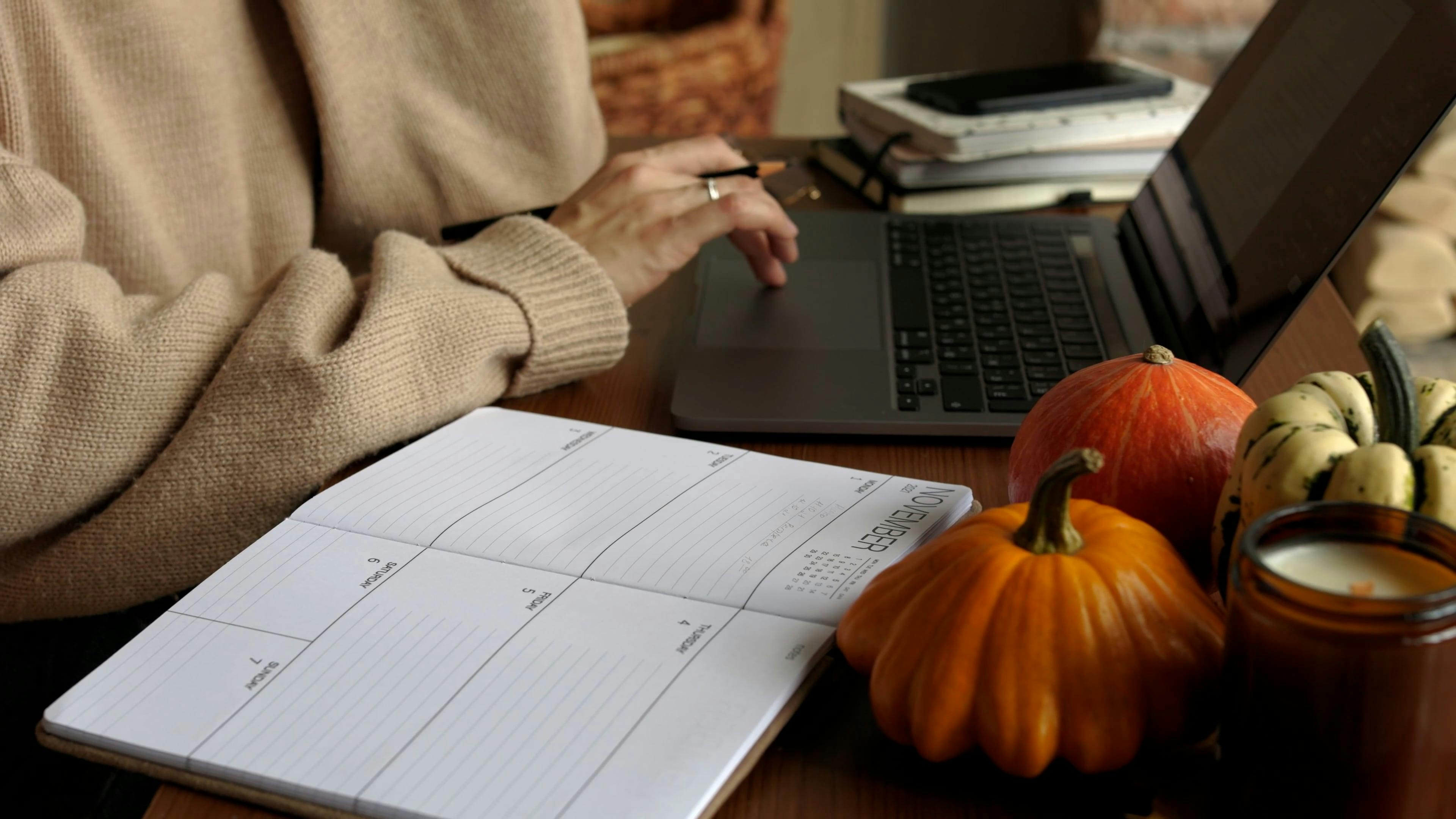 Fall Books Desktop Videos, Download The BEST Free 4k Stock Video ...